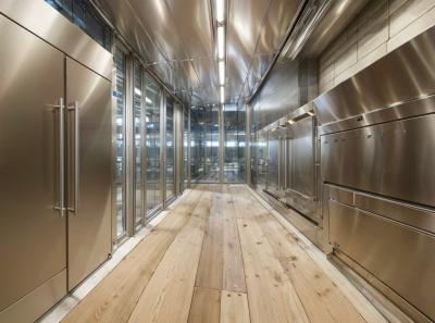 China Powerful Anti-corrosion Stainless Steel Cladding for Bridges for sale