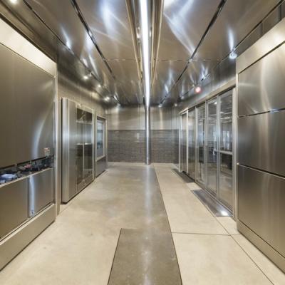China Delicate Anti-scuff Stainless Steel Cladding for Shoe Uppers for sale