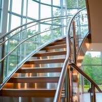 China Elegant Round Stainless Steel Handrails for Luxury Interiors for sale