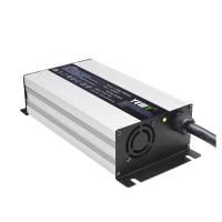 China Output 30 Amp 24V Car Battery Charger Intelligent PFC Technology for sale
