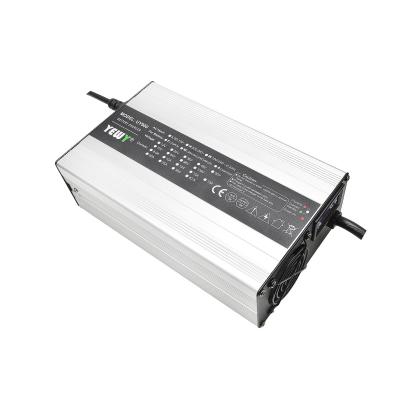 China Multi - Function 60V 12A LiFePO4 Battery Pack Charger MCU Control for sale