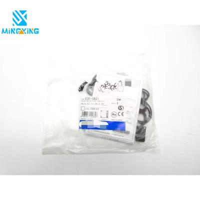 China PLC Module Omron Cj1w-pts52 cs New Boxed Cj1wpts52 Series New for sale