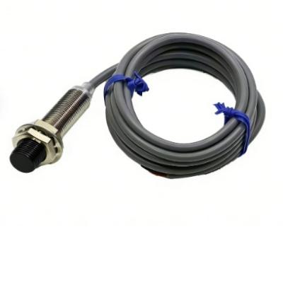 China KEYENCE E2EQ-X3D1 Original Inductive Proximity Sensor High Precision IP67 3mm Sensing for sale