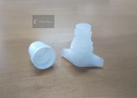 China Large Diameter Plastic Pour Spout Cover For Beverage Pouch Non Spill for sale