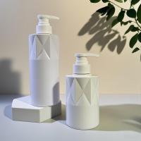 China Glassy Shape PET Cosmetic Bottle with Press Pump and Custom Logo 5000pcs MOQ 15-35 Days Delivery for sale