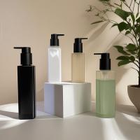 China PET Plastic Square Bottle with Press Pump Sealing for Cosmetic Personal Care Packaging in Custom Colors for sale