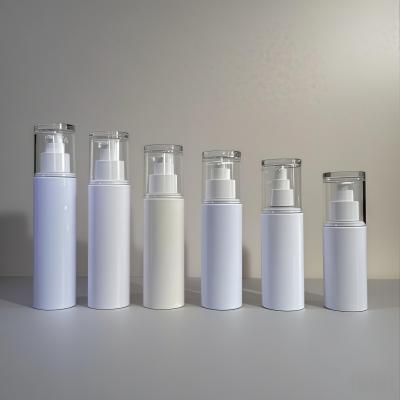 China Multicapacity PET Plastic Spray Bottle with Versatile Packaging Solution and Custom Color for Cosmetic Use for sale