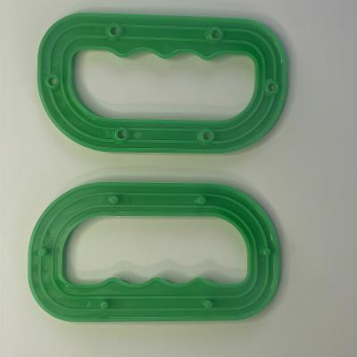 China Portable and Large Capacity PP Rice Bag with Plastic Handle Convenient Buckle Design for sale