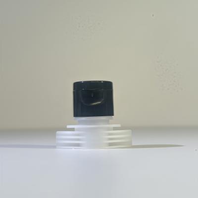 China Portable and Durable 3mm Flip Top Screw Cap with 16mm Spout for Flexible Sanitizer and Cosmetic Packaging for sale