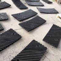 China High Manganese Steel High Chromium Casting Crusher Wear Parts Customizable for Mining & Quarry for sale