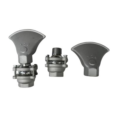 China Duck-Foot-Shaped Water Spray Nozzle Assembly for Sprinkler Trucks: Large Output for Roadside Debris Cleaning for sale