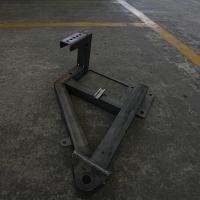 China Steel Material Suction Nozzle Mounting Bracket for Sweeper Trucks with Load-Bearing Connection and Lift Control for sale