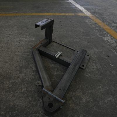 China Steel Material Suction Nozzle Mounting Bracket for Sweeper Trucks with Load-Bearing Connection and Lift Control for sale