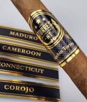 China Premium Unique OEM Waterproof Vinyl Printed Customized Cigar Ring with Gold Embossed Printing Personal Branding Label Sticker for sale