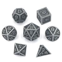 China Customized Color Zinc Alloy Metal Dice with Soft Hand Feeling for DND and RPG Games for sale