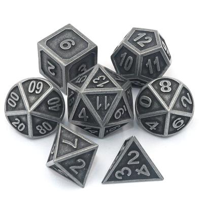China Wholesale 7-Piece Zinc Alloy Polyhedral DND Dice Set with Customized Logo for sale
