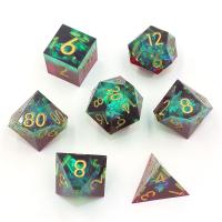 China Transparent Glitter Polyhedral Resin Dice Set in Custom Colors for DND RPG Games (14-20mm) for sale