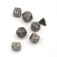 China Zinc Alloy Metal Dice Set with Customized Logo and 16-22mm Size for DND Games for sale