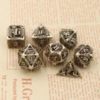 China Copper Material Hollow Dice 7-Piece Set with Customized Color for Dungeons and Dragons RPG Games for sale