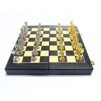 China Custom Size Chess Set with Zinc-Alloy Material and Customized Logo for Luxury Chess Game for sale
