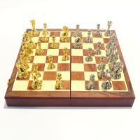 China Portable Foldable Chess Set with Customized Logo and Zinc-Alloy Material Chessboard for sale