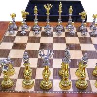 China Gold and Silver Plated Metal Chess Set with Customized Logo and 50*50*5.5cm Size Chessboard for sale