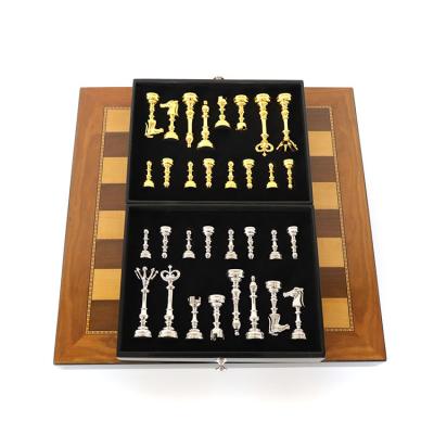 China Modern Zinc-Alloy Chess Set with 50*50*5.5cm Board and Customized Logo for Portable Chess Games for sale