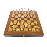 China Professional Zinc-Alloy Metal Chess Set with Foldable Design and Customized Logo Chessboard for Adults and Kids for sale