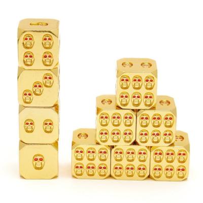 China Vintage Antique Finish Metal Dice with Embossed Skull Pattern and Heavy Weight for Tabletop Games for sale