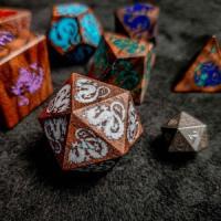 China Archaize Dice Set with Engraved Numbers Vintage Look Antique Gold Black Inscriptions and High Durability for Tabletop RPGs for sale