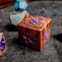 China Archaize Dice Set with Engraved Numbers Vintage Look Antique Gold Black Inscriptions and High Durability for Tabletop RPGs for sale