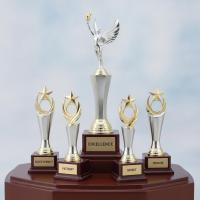 China 18 Inches Height Metal Trophy with Polished Finish and Custom Engraving for Awards and Recognition for sale