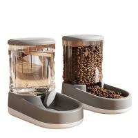China Food Grade Silicone Automatic Water Dispenser Gravity Flow Design For Dogs And Cats for sale