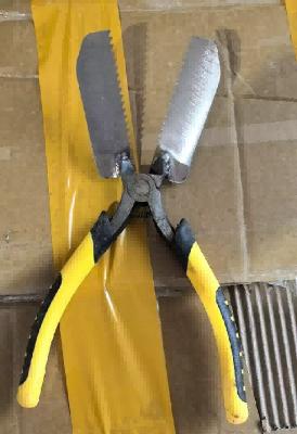China Metal RC69 Model Pliers for Civil Tool and Locksmith Applications for sale