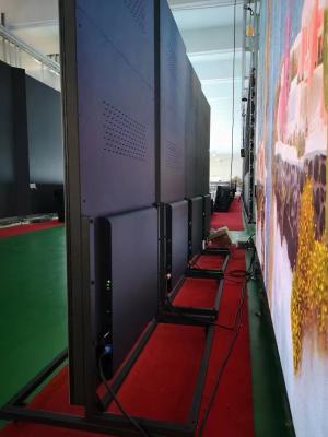 China Indoor LED Poster Display 640x1920mm WiFi Control 2.5mm Pixel Pitch 600cd/m2 IP40 for sale