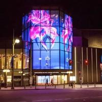China Full Color Glass LED Display 800cd Brightness 100000 Hours Lifespan Indoor Outdoor for sale
