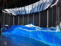 China 1000x1000mm Clear Glass Window LED Video Wall Panel High Resolution P2.9 Indoor for sale