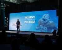 China Rental LED Screen P2.9 Stage Curtain Display 500x500mm Die-cast Aluminum Cabinet for Events for sale
