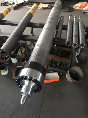 China Custom Bimetallic Injection Molding Screw Barrel, Nitride Surface Treatment, Wear & Corrosion Resistant for PP ABS PC Nylon Plastic Production for sale