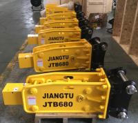 China Hitachi Hydraulic Excavator Breaker Hammer 2.5T 4.5T 53mm Chisel for sale