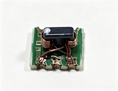 China JY-TRS2-252+ RF Auto Transformer 1:2 Impedance Ratio 4-2500 MHz 50 Ohm Surface Mount Package for sale