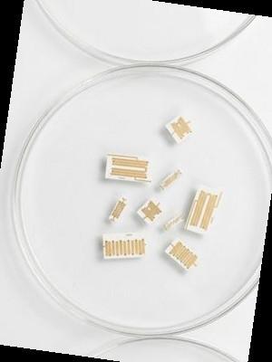 China TFBP14/1-9ID Thin Film Bandpass Filter 13.5-14.5 GHz RoHS Compliant Surface Mount for sale