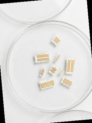China TFBP31/3-8CP Thin Film Bandpass Filter 29.5-32.2 GHz RoHS Compliant Surface Mount for sale