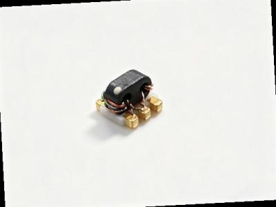 China JY-BL3838-300-1000+ Balun Transformer 300-1000 MHz 1:1 Impedance Ratio LTCC Surface Mount for sale