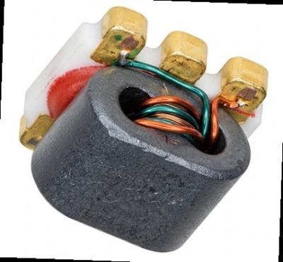 China 50 Ohm RF Current LTCC Transformer 1:4 Impedance Ratio 500-2500 MHz for sale