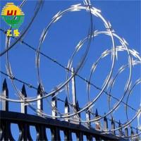 China Anti Theft Concertina Razor Wire High Tensile Steel Core And Galvanized Steel Material for sale