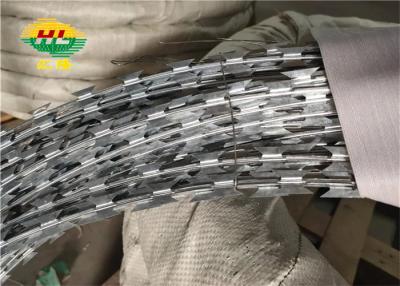 China 500mm Coil Diameter Barbed Concertina Wire Hot Dipped Galvanized 5 Clips for sale