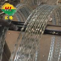 China Ukraine  Use Galvanized 1000mm BTO16 BTO18 Galvanized Razor Barbed Wire Fence for sale
