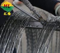 China Durable BTO-18 BTO-16 Concertina Razor Wire Fence For  Defense And Perimeter Protection for sale
