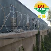 China China Origin CBT-65 Barbed Wire Fence Constantine Blade Barbed Wire Mesh for sale